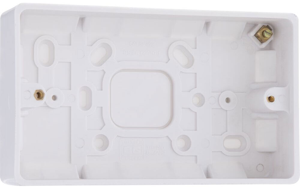 BG Nexus Series White Moulded Double Surface Box 32mm – Homefix DIY