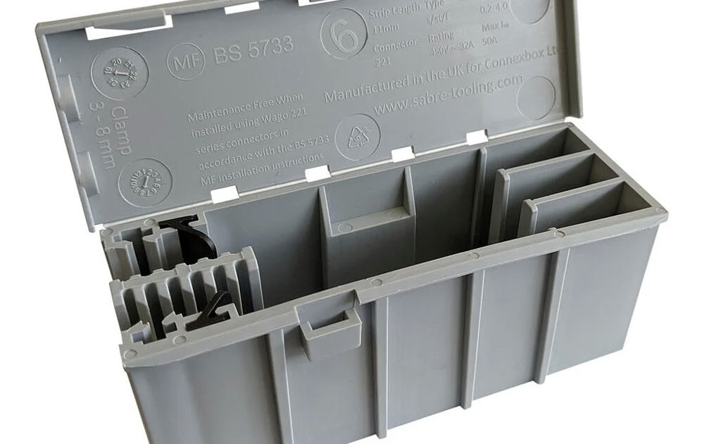Wago WagoBOX 221-4 Junction Box for 221-4 & 2773 Series Connectors ...