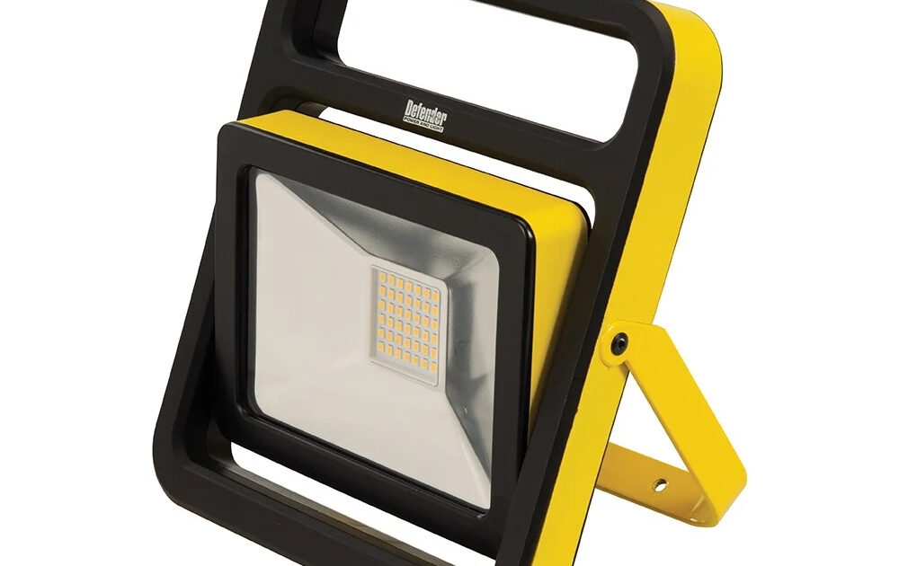 Defender E206014 Slimline Led Floor Light, 110V 50W – Homefix DIY