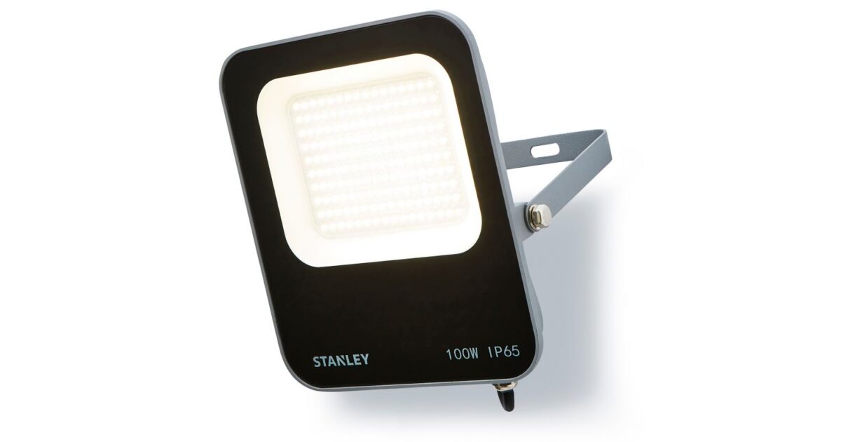 Skip to the beginning of the images gallery -45.83% Stanley 100 Watt ...